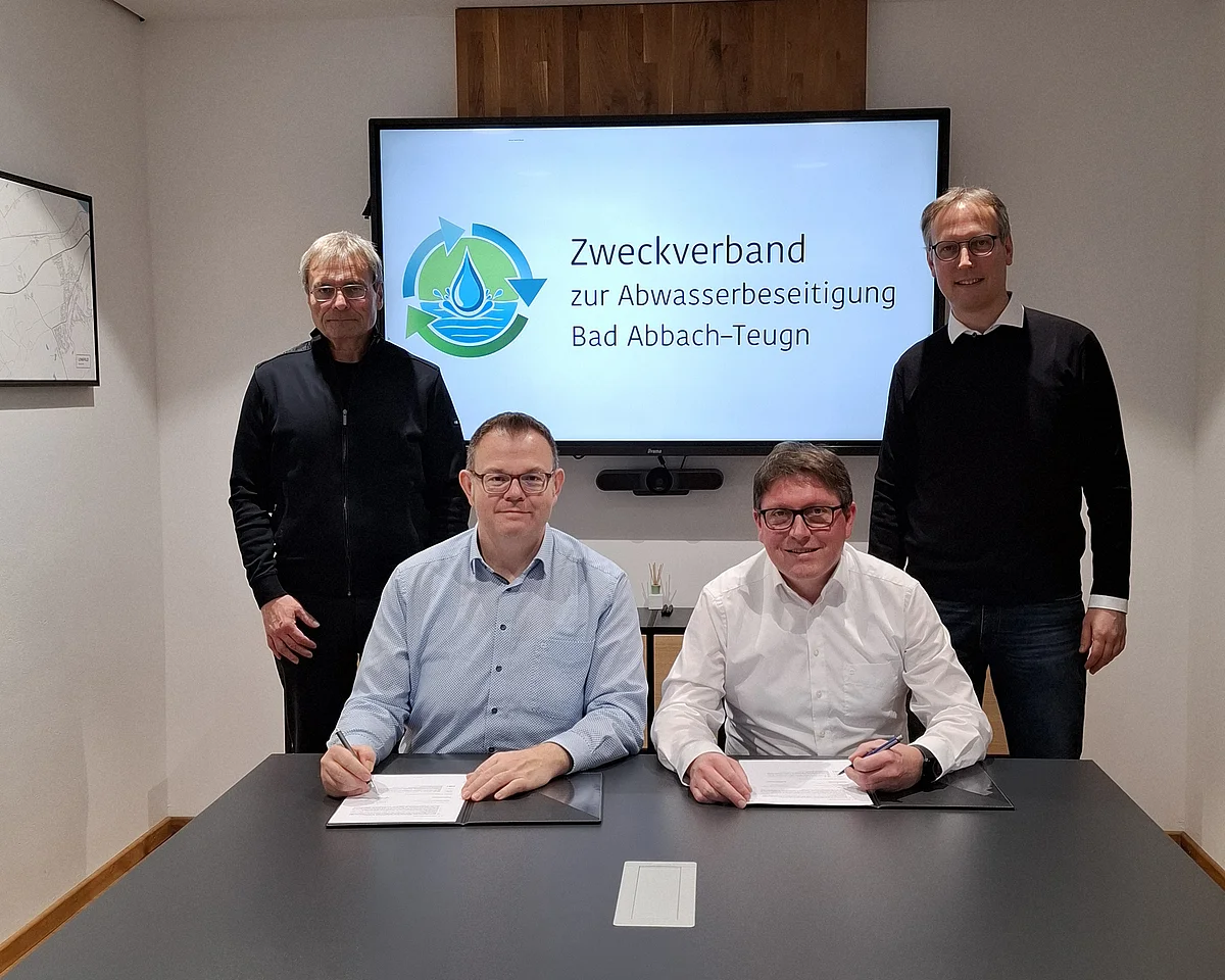 Vertragsunterzeichnung im Rathaus - Markt Bad Abbach